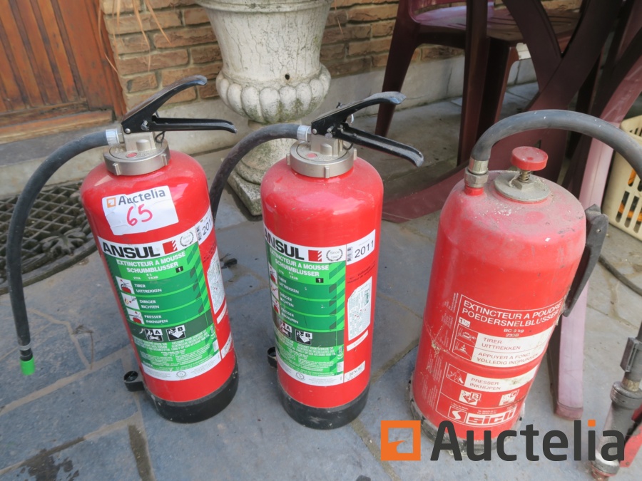 2 fire extinguishers Ansul, 1 Sicli fire extinguisher - Other industri ...