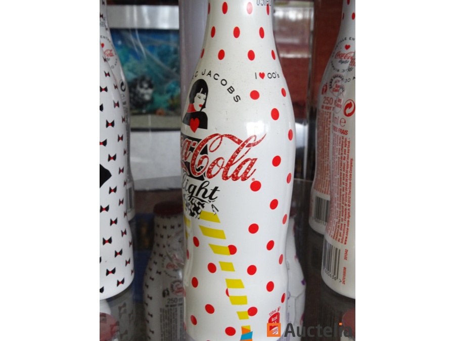 36 full bottles in 25cl Coca-Cola ALU Marc Jacob Limited Edition - Oth ...