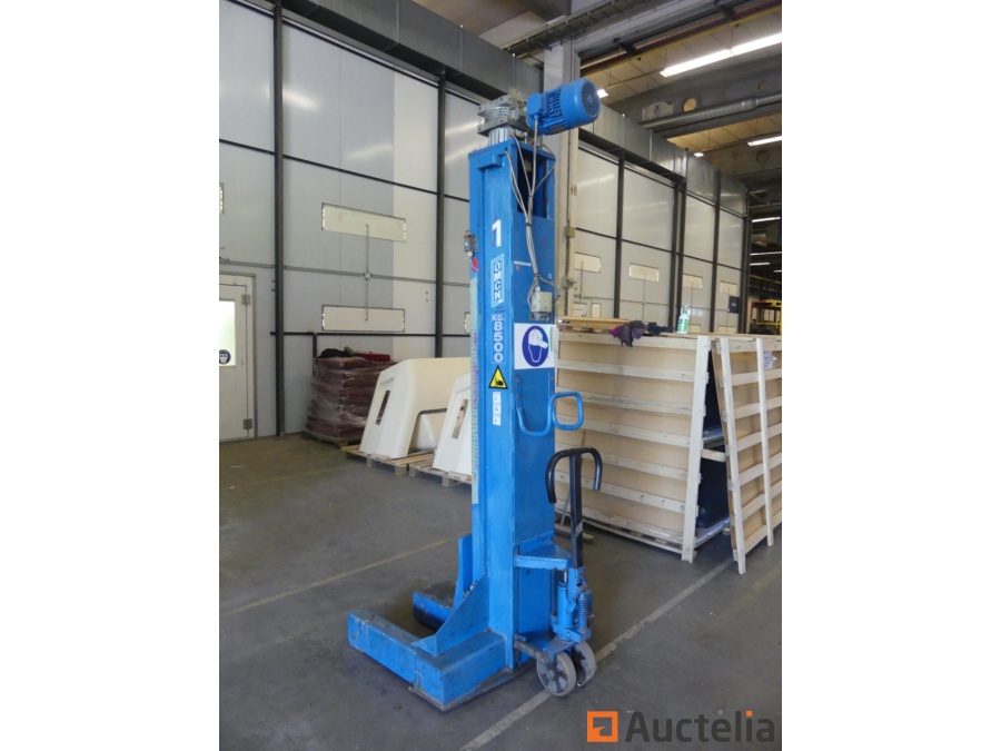 4 Industrial freight elevator 8500 kg OMCN - Garage - Car lift bridge ...