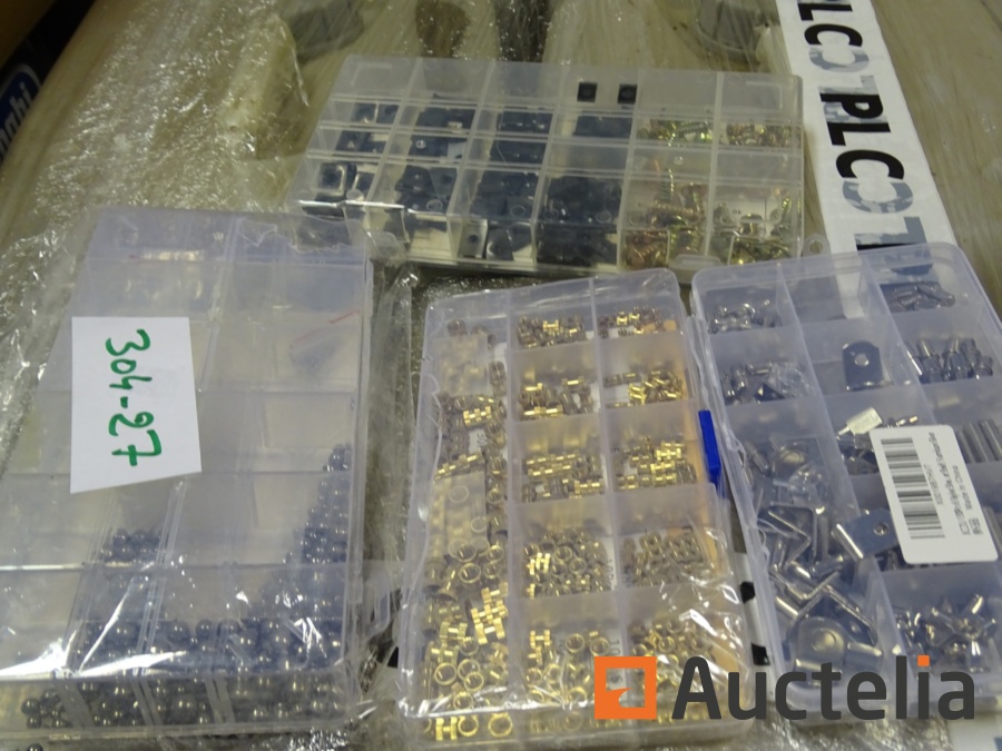 4 Miscellaneous fastener boxes - Accessories - auctelia.com