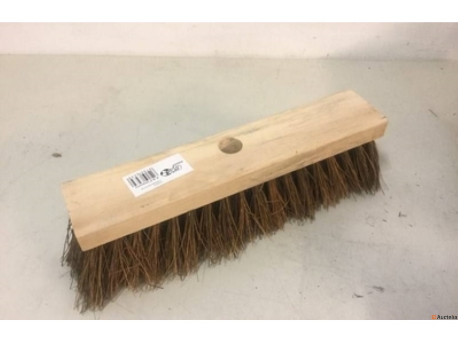 6 street brushes - Garden equipment - auctelia.com