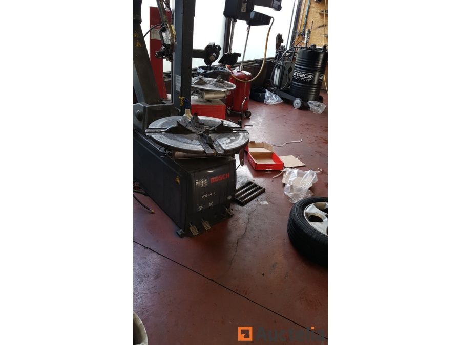 Bosch TCE 330 tire changer - Garage - Garage specific tooling ...
