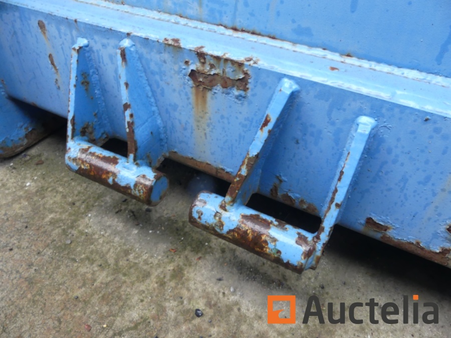 Closed Container with selective waste - Transport - Container ...