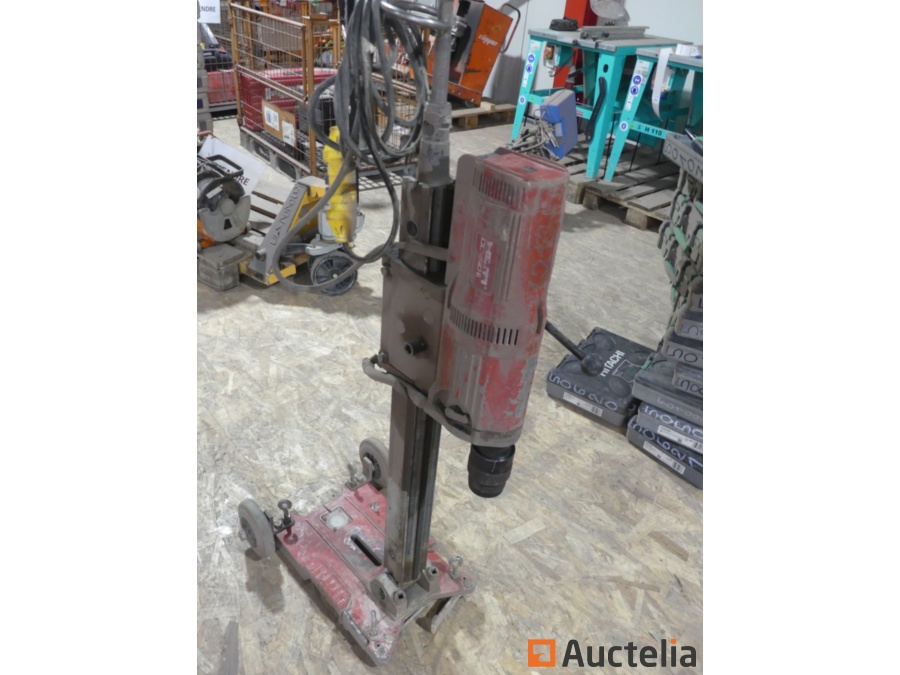 Core drilling machine and its Hilti DD-160E foot - Core drilling machi ...