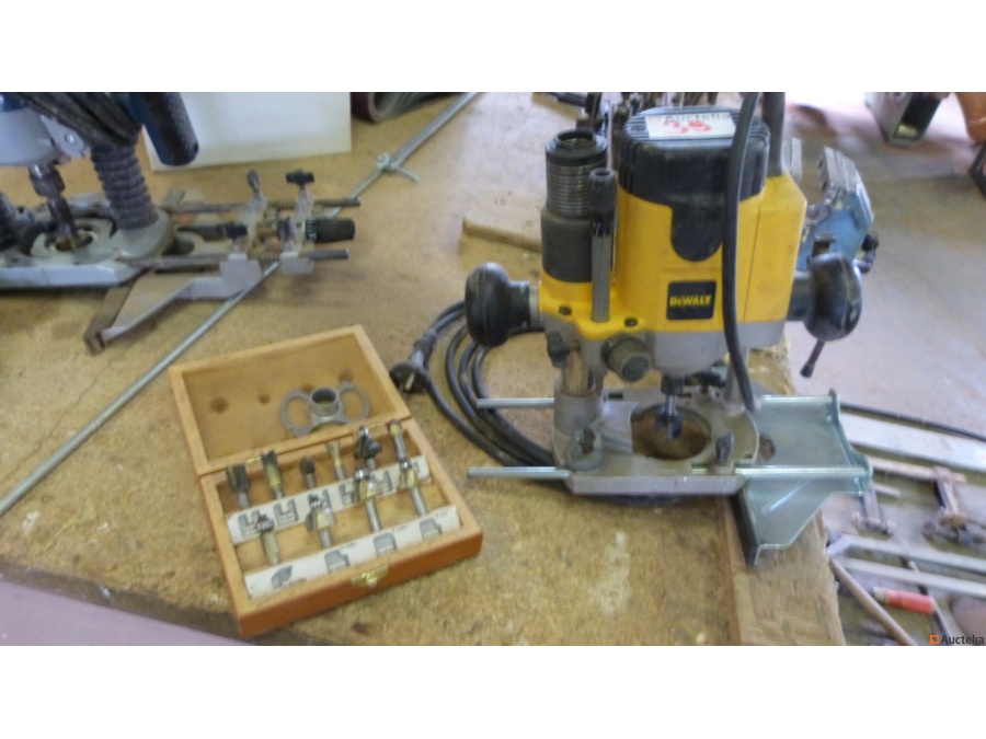 Dewalt DW 621 Router - Routers - auctelia.com