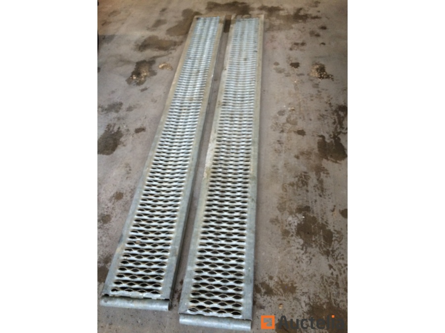 Galvanized steel ramps. - Accessories - auctelia.com