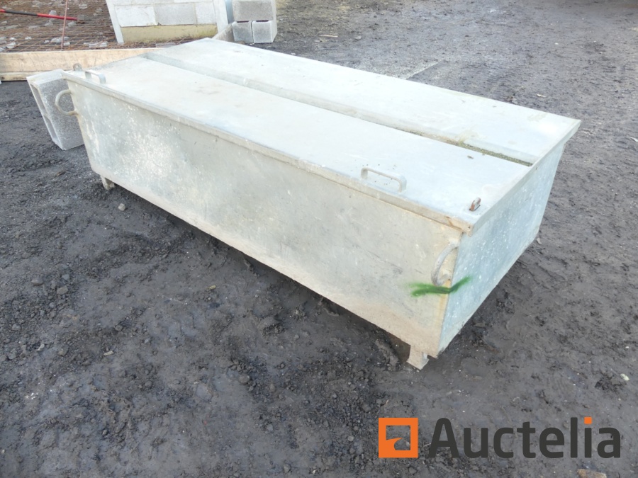 Galvanized tool box for construction vehicle - Hand tools - Toolboxes ...