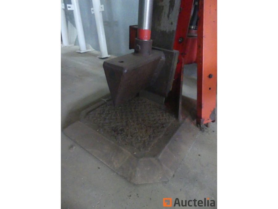 Log splitter on windows frames 3 point Boscaiolo Pickpine Slasher sa auctelia