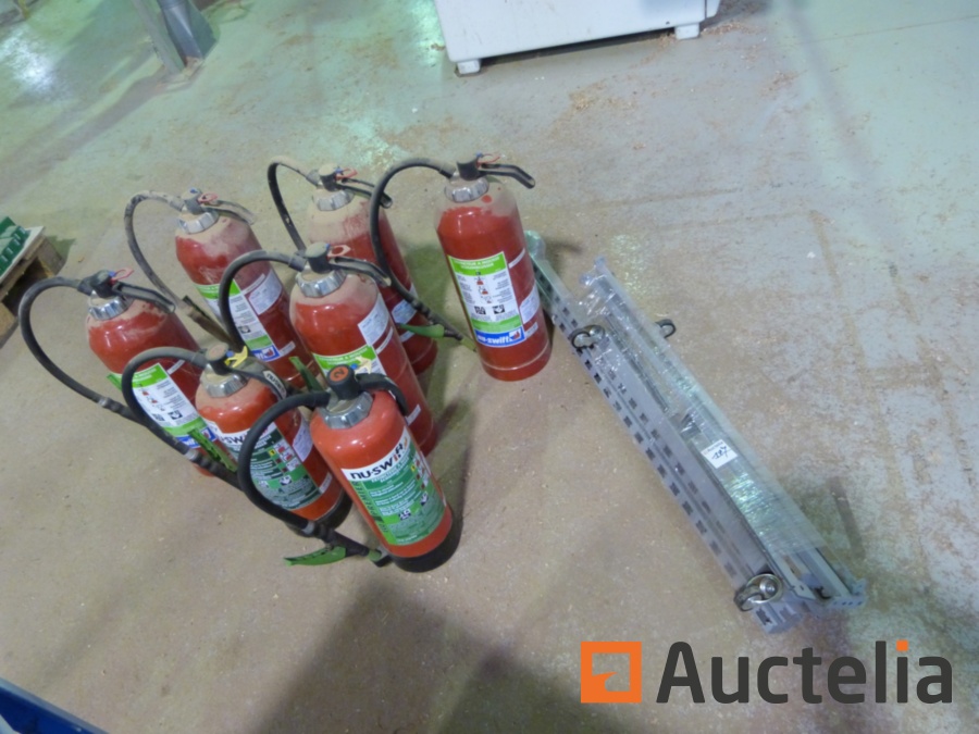 Nu-Swift Foam Fire extinguishers - Woodworking - auctelia.com