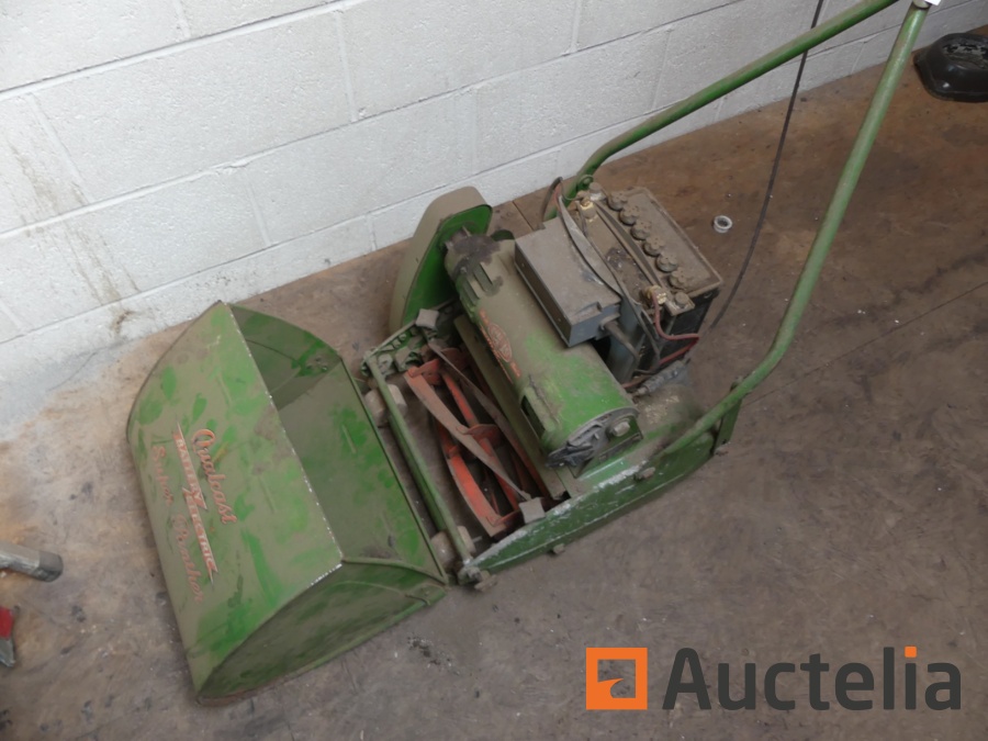 Oldtimer Electric Lawnmower (collector's) Qualcast Super Panther - Gar ...