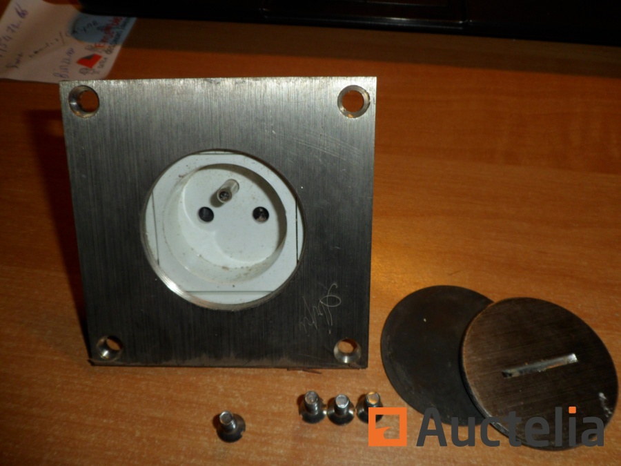 Outlet stainless steel built-in - Electrical equipment - auctelia.com