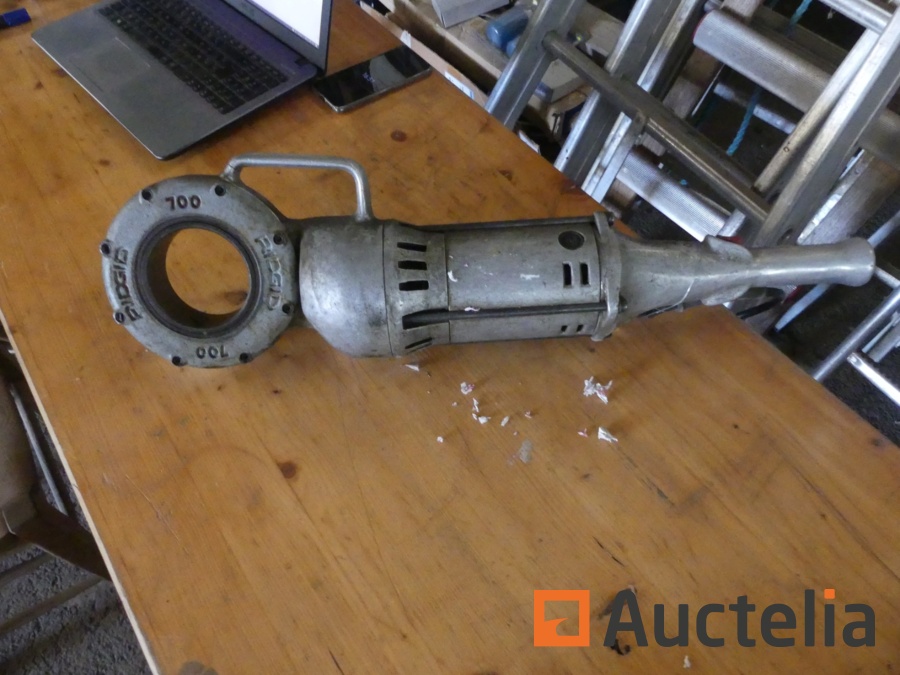 Pipe threader Ridgid 700 - Hand tools - auctelia.com