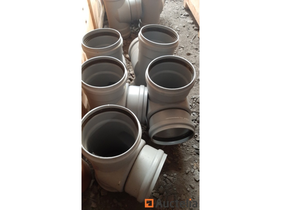 PVC drain connections - T of 250mm * 250mm * 250mm - 5 copies - Constr ...