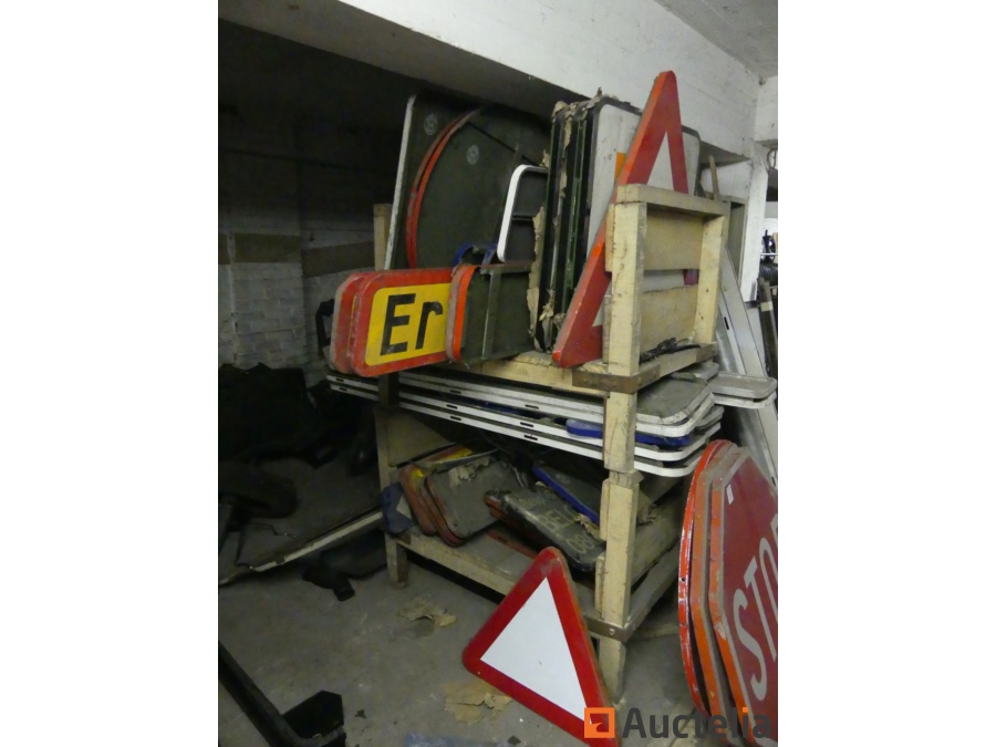 Road signs - Asphalt machine accessories - auctelia.com