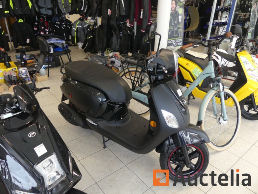Scooter 49cc new SYM Fiddle III (2021-0 km) used at auction - Auctelia