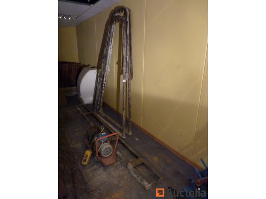 Slab Hoist elevator - Hoists and material elevators - auctelia.com