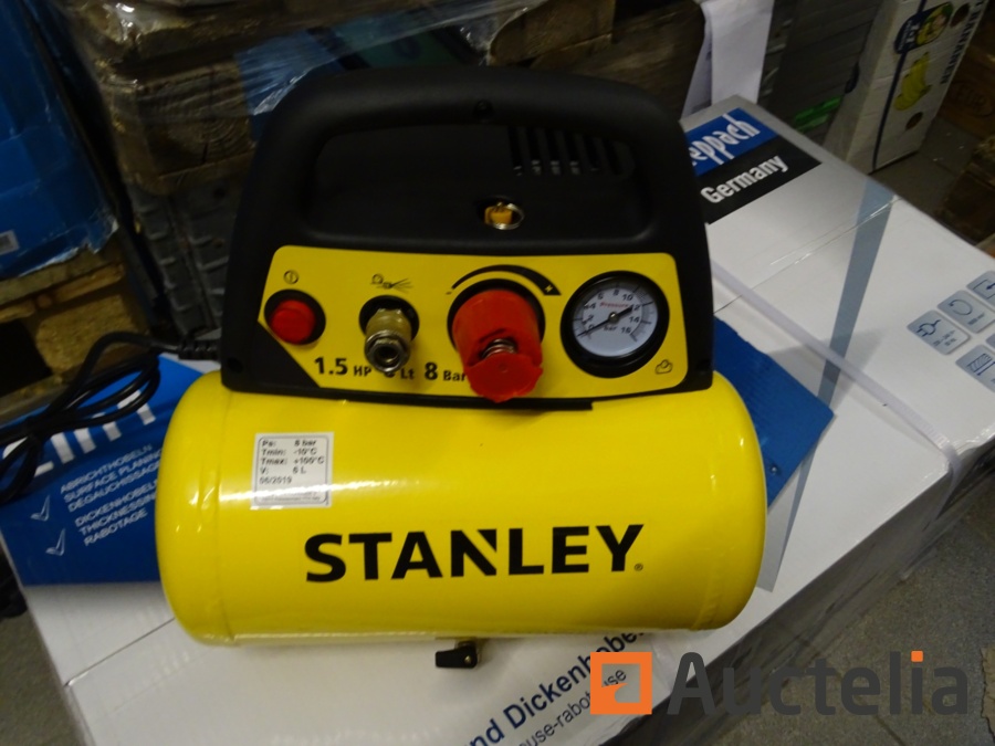Stanley Portable Air Compressor 6L - Construction - Compressors ...