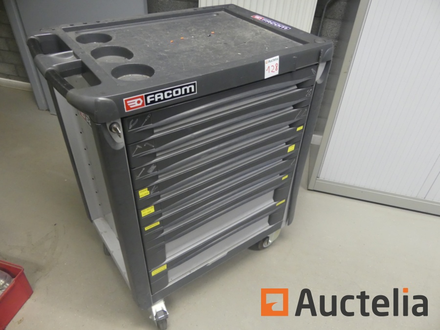 Tool trolley Facom JET XL and hand tools - Workshop tool trolley ...