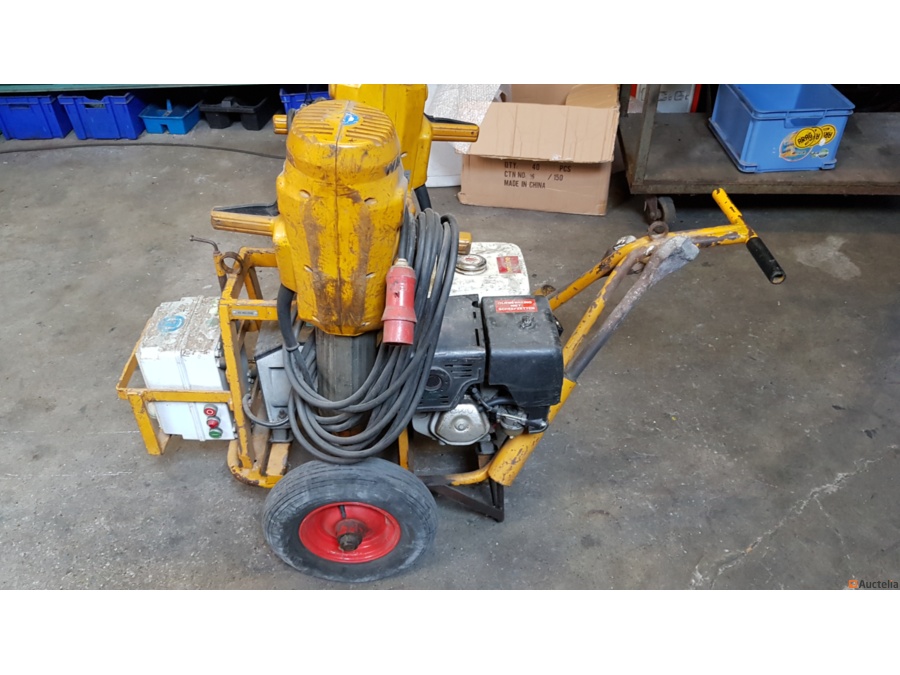 Wacker breakers incl aggregate - Construction - auctelia.com