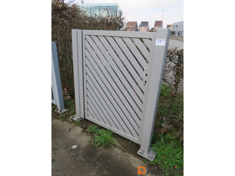 Portillon simple en métal - Industrie du métal - auctelia.com