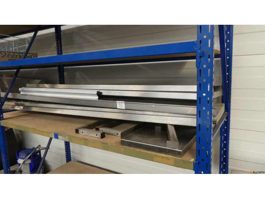 Rekken in roestvrij staal - Magazijninrichting - Rekken - auctelia.com