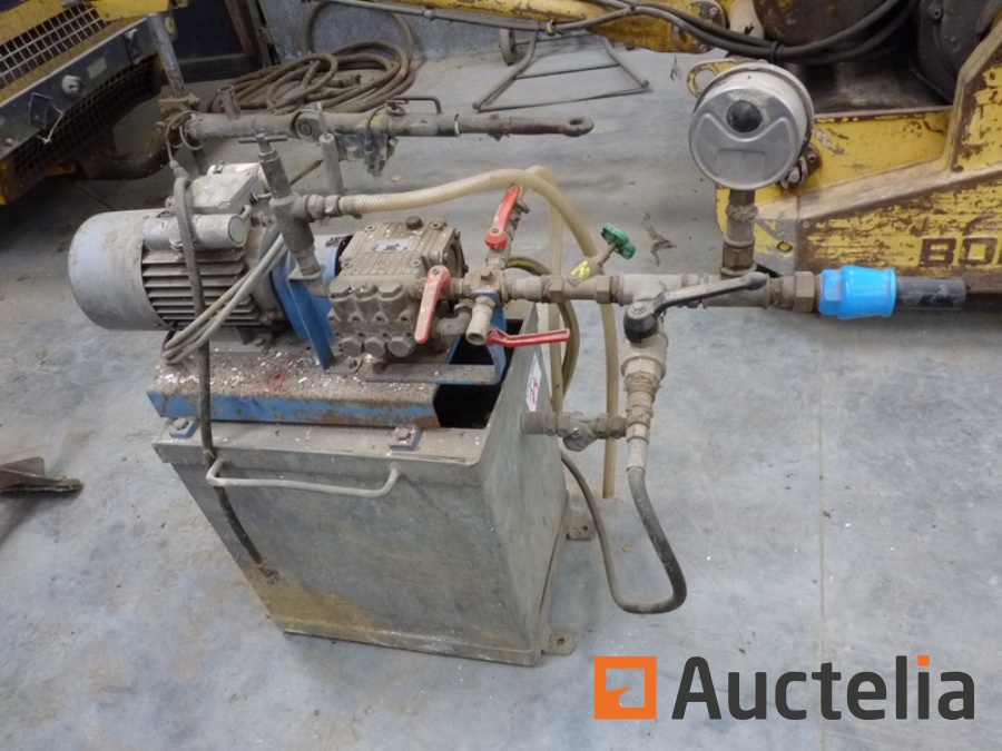 Stork verzinkt tank met pomp - Afval / recycling en steengroeve materi ...