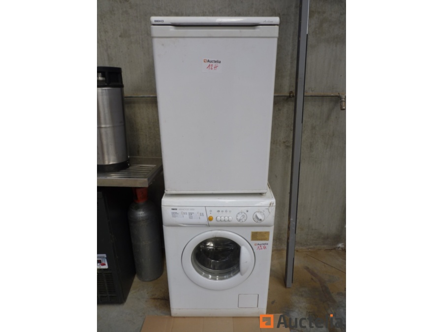 Wasmachine Zanussi Aquacycle 1000 - Koelkast Beko LRN 1863 A - Consum ...